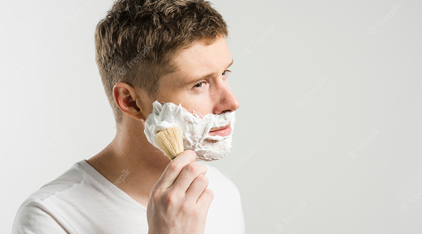 Expert Tips for Men Skincare: How to Shave Comfortably with Sensitive ...